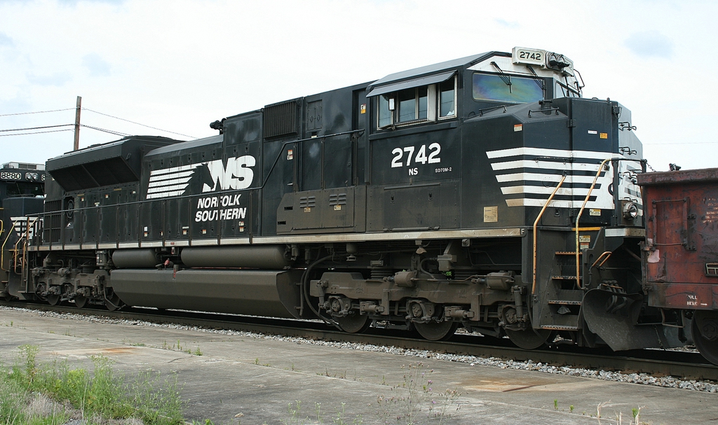 NS 2742